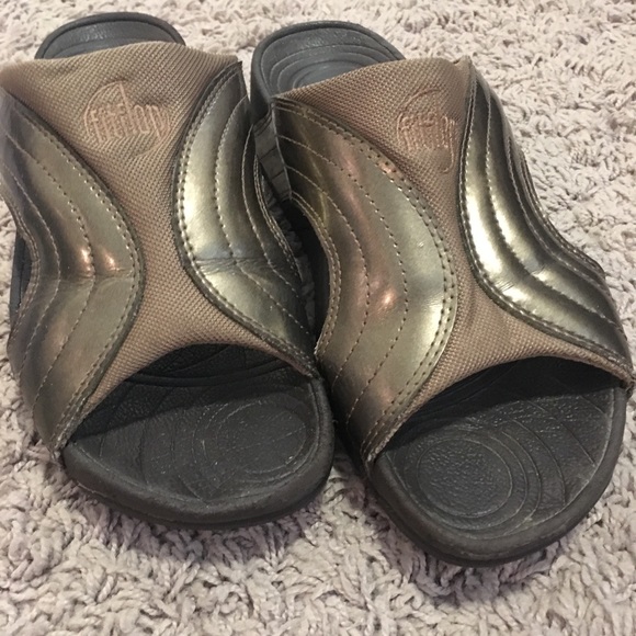 Fitflop | Shoes | Gold Fitflop | Poshmark